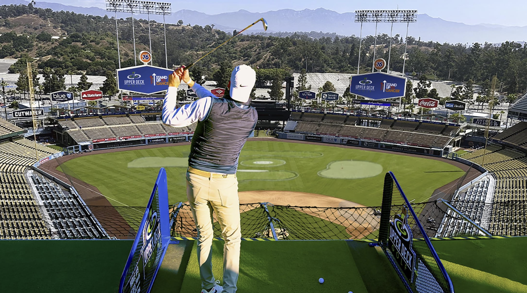 ドジャースタジアムでゴルフ！「Upper Deck Golf」（10/3） | LALALA USA